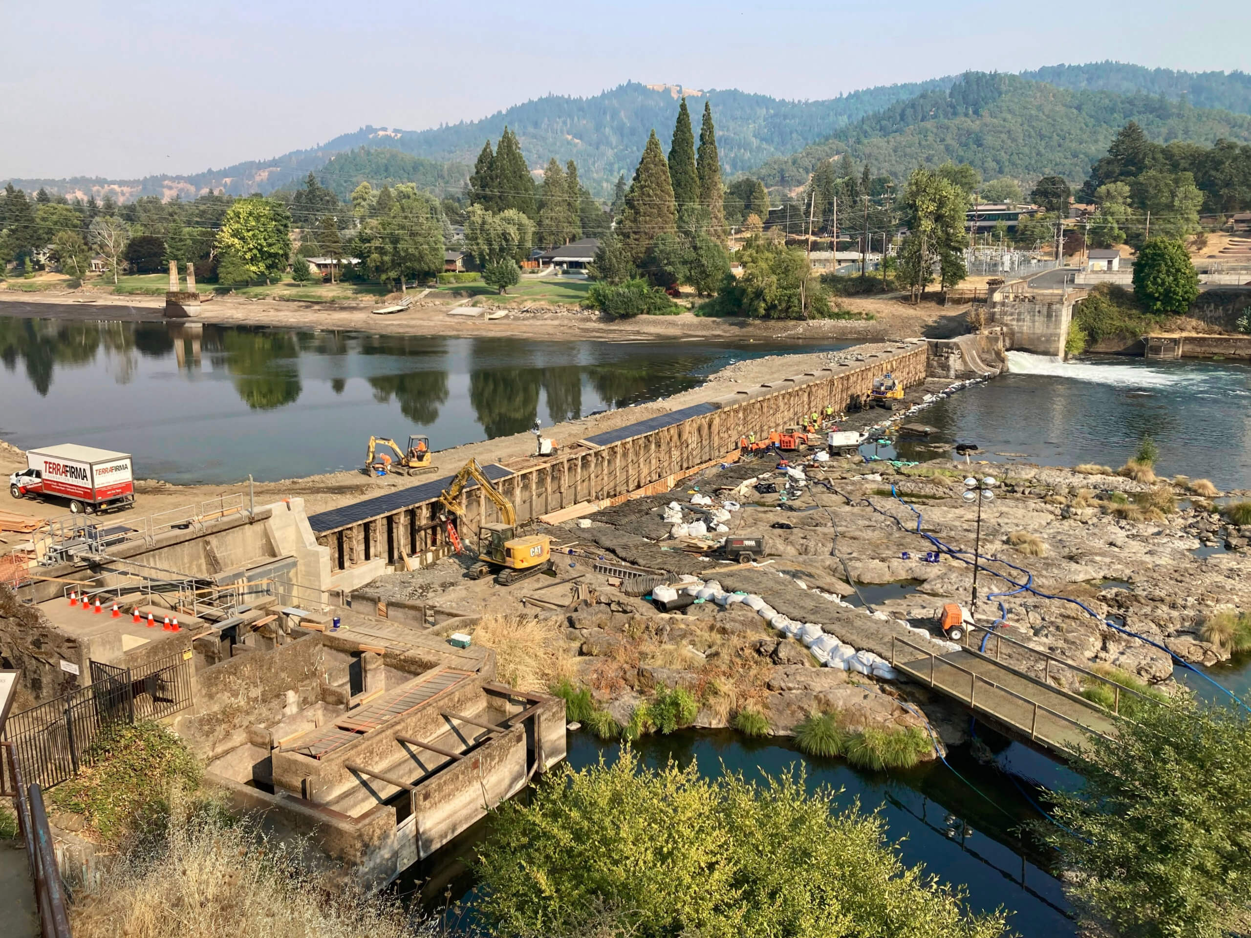 Oregon Seeks $27 Million for Dam Repair it Says Resulted in Mass Death ...